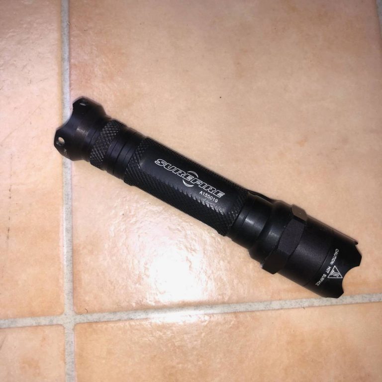 SUREFIRE ハンドライト E2D Executive Defender #339 | エアガン高価買取サバゲータウン【公式】